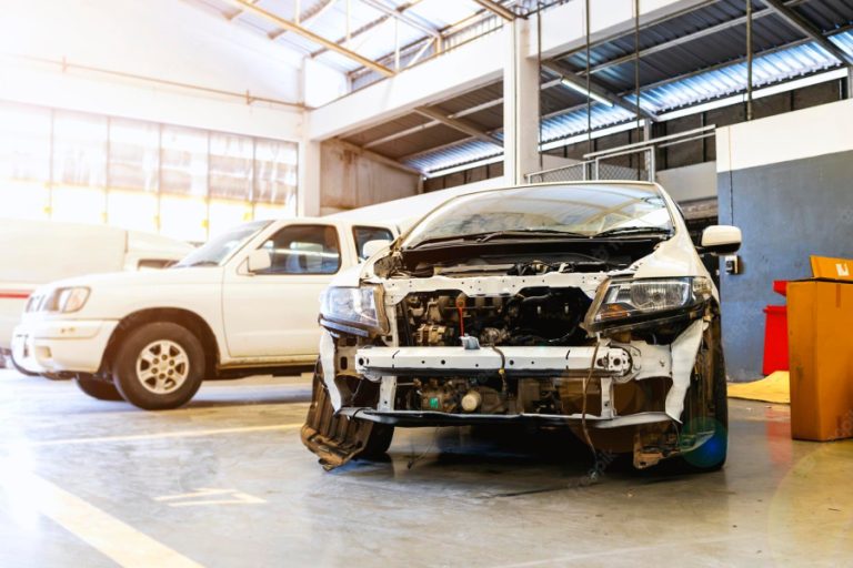 Explore the Benefits of Smash Repair Services